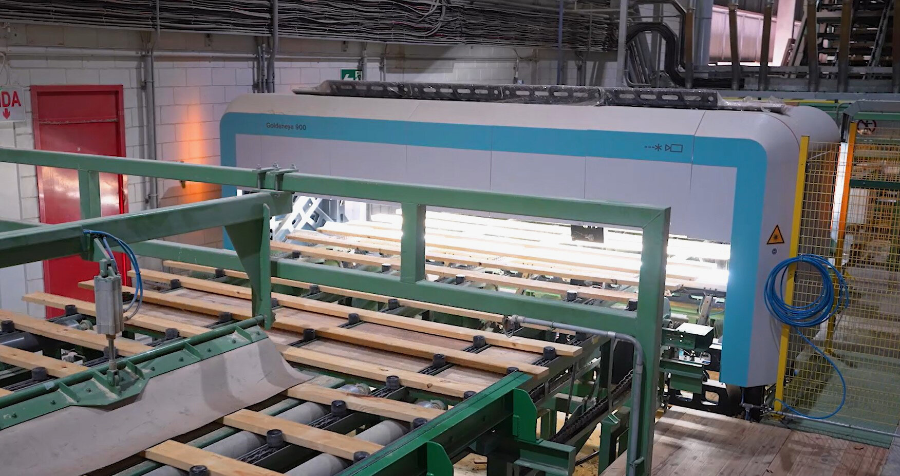 MiCROTEC - Innovating Wood