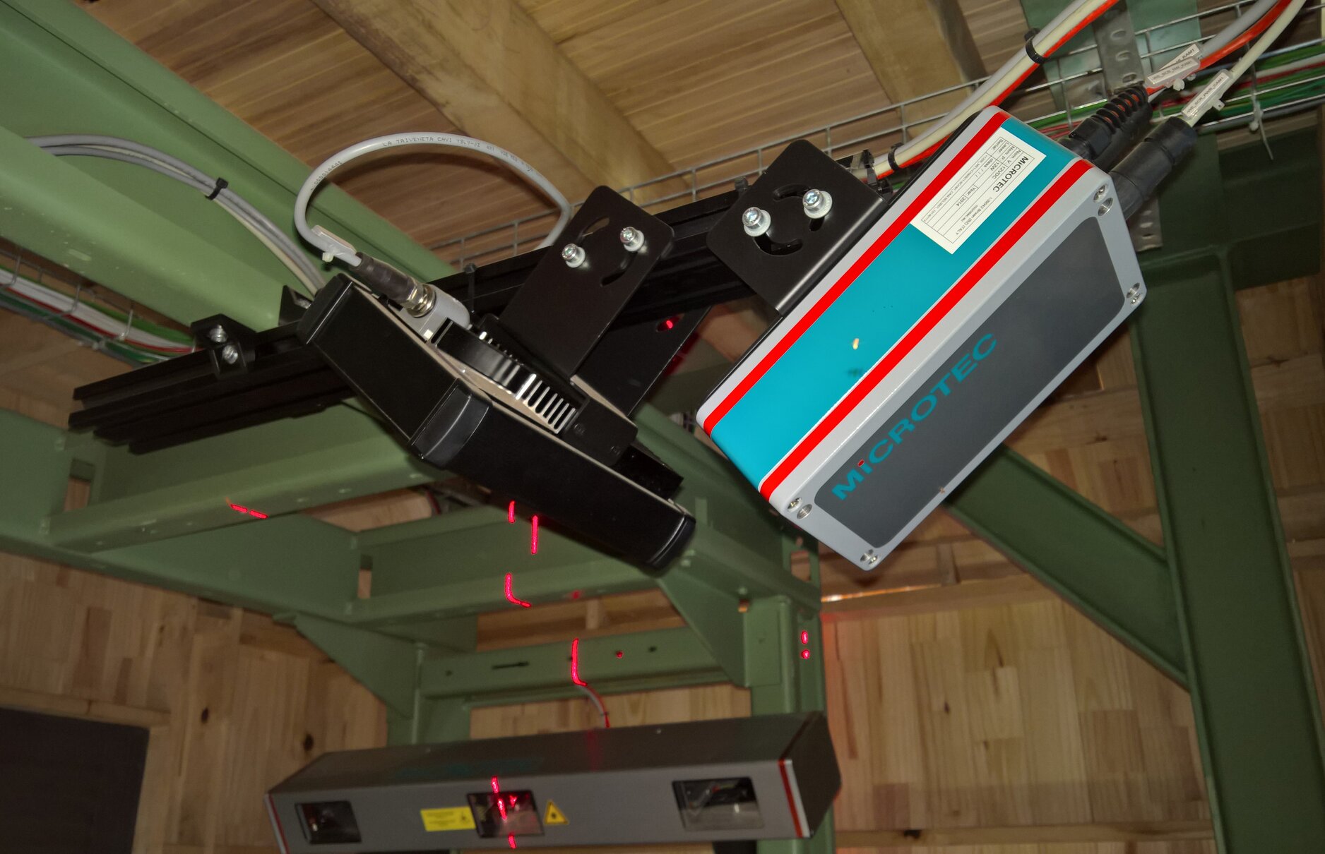 MiCROTEC - Araupel and its new high-tech machinery