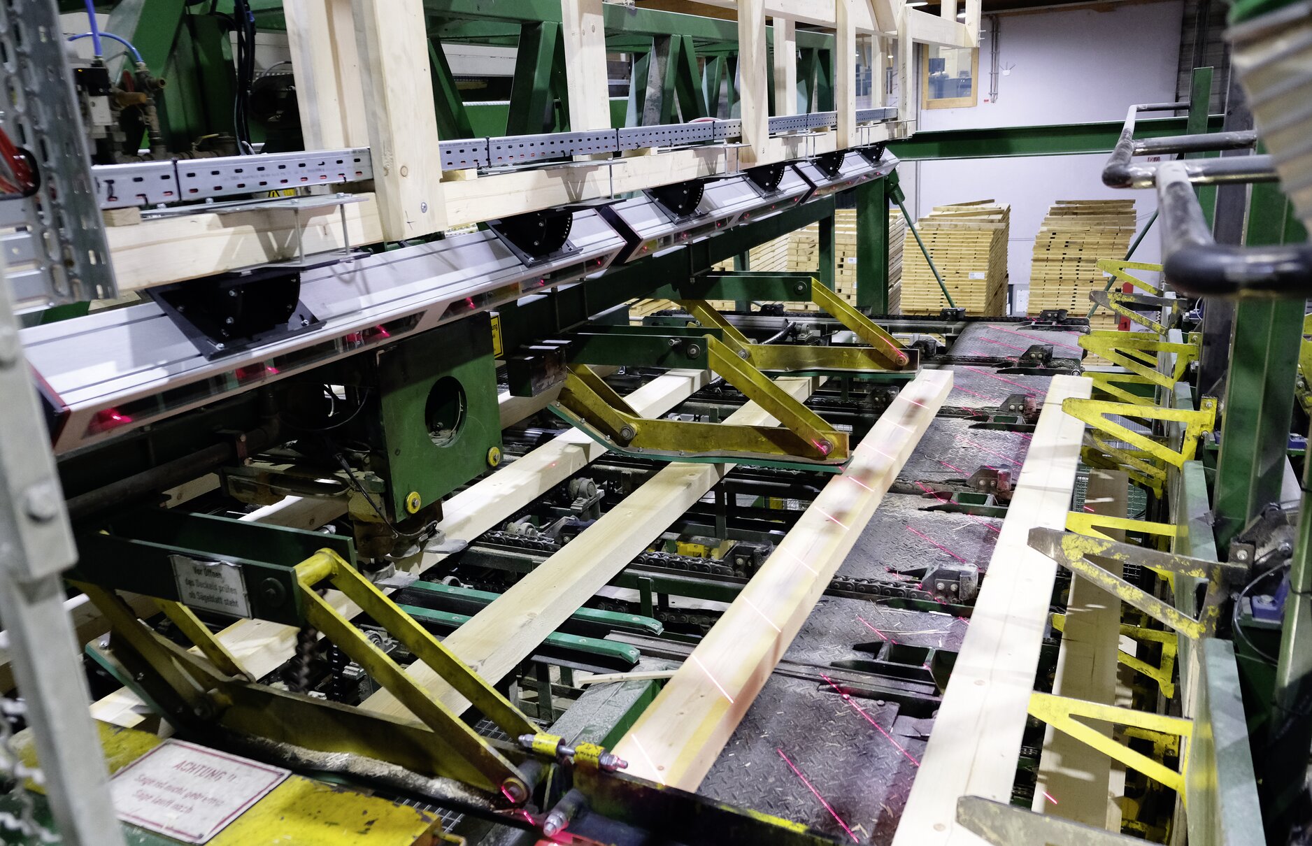 MiCROTEC - Goldeneye: Scanner boosts performance and yield